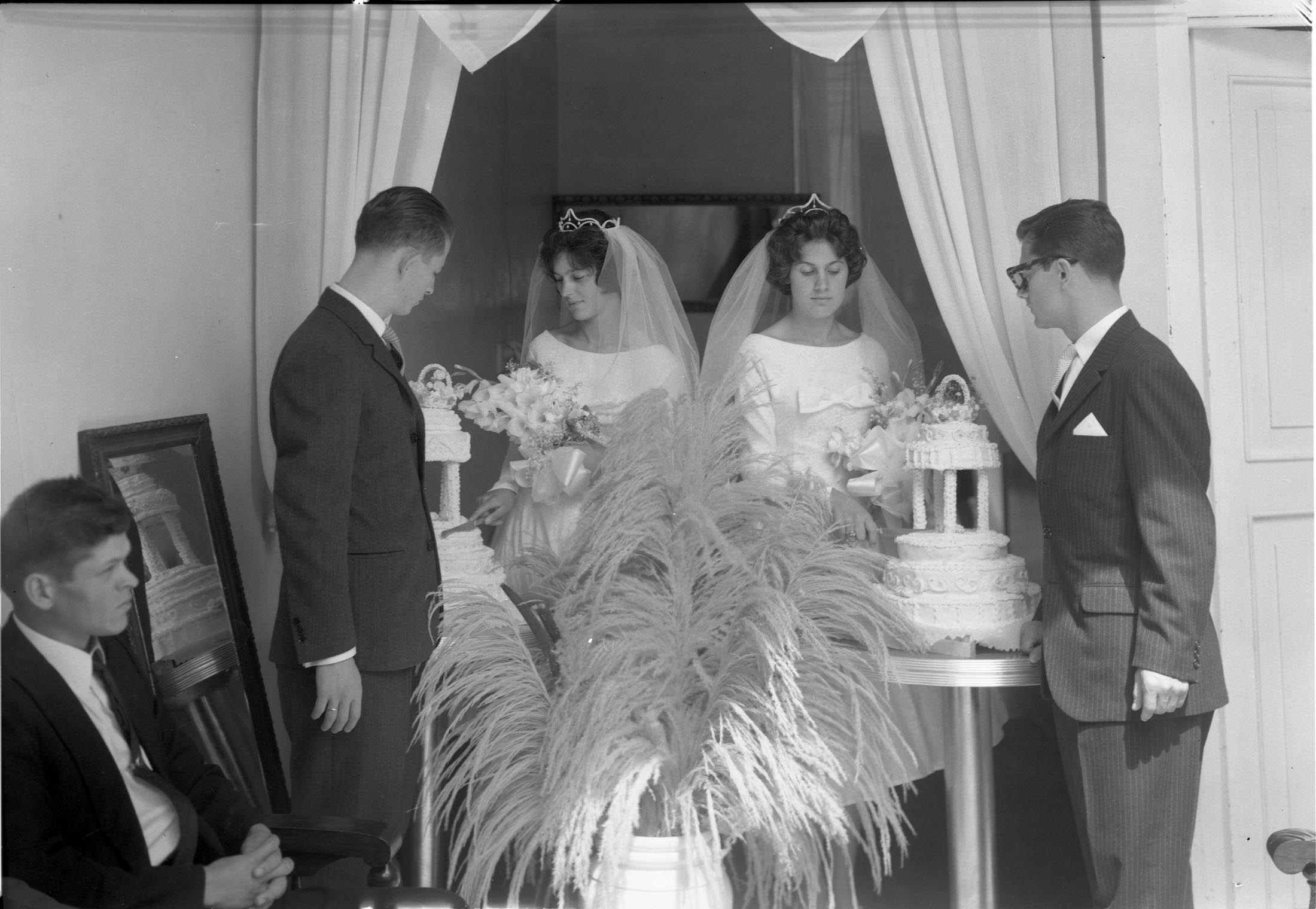 MATRIMONIO TITO ARISTIZABAL Y ROMELIA GOMEZ. JORGE PINEDA Y EMA GOMEZ